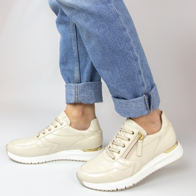 Gabor - Lage sneakers voor dames - Ecru - Nelson.nl